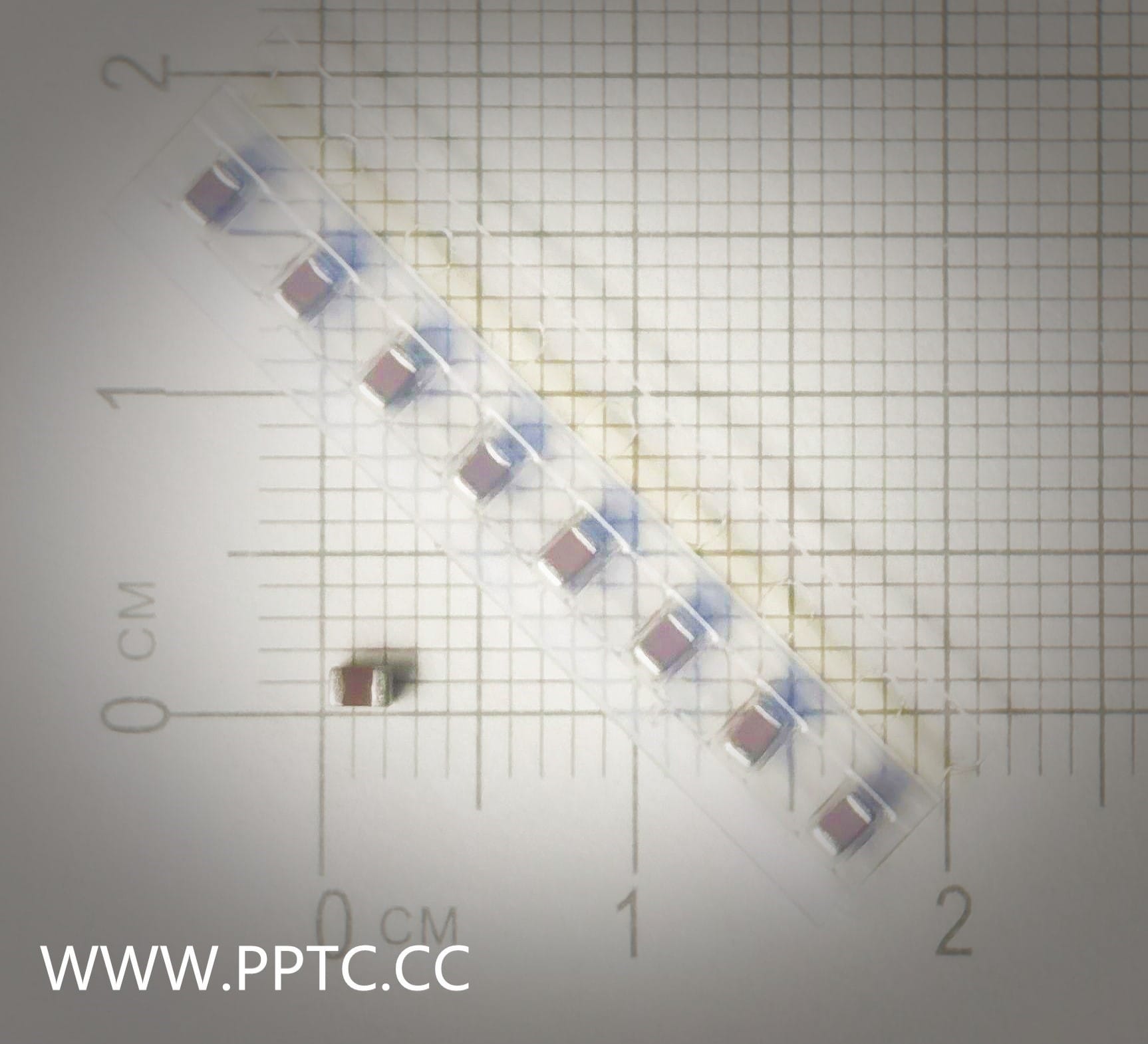 贴片电容0805 Y5V 273M(27NF)50V ±20% 厚度0.85mm